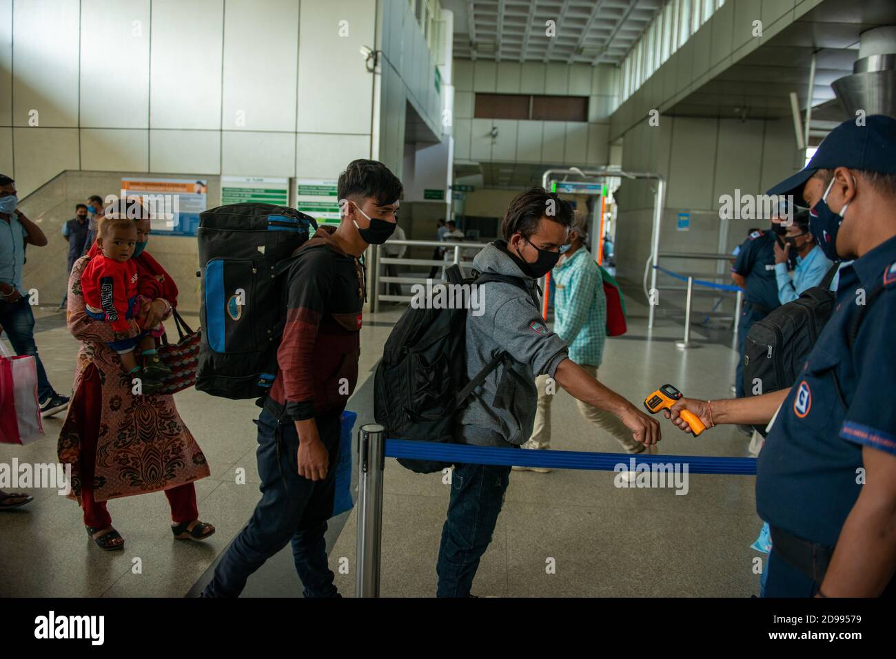 Before entering bus hi-res stock photography and images - Alamy