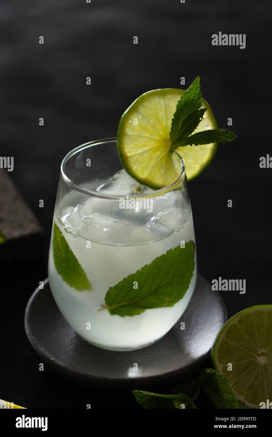 Peppermint bar hi-res stock photography and images - Alamy