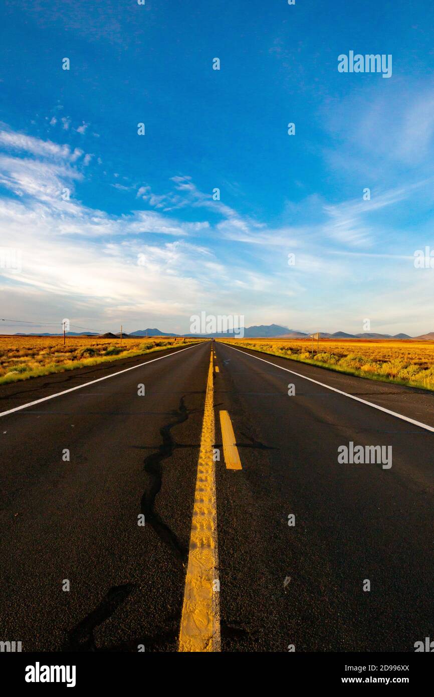 Empty Open Road Southwest Highway USA Stock Photo - Alamy