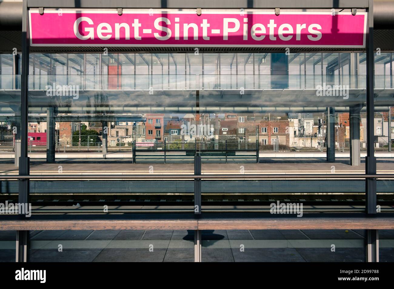 Ghent sint pieters railway station hi-res stock photography and images ...