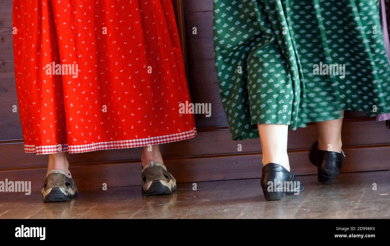 Trachtenrock, München, Bayern, Deutschland Stock Photo - Alamy