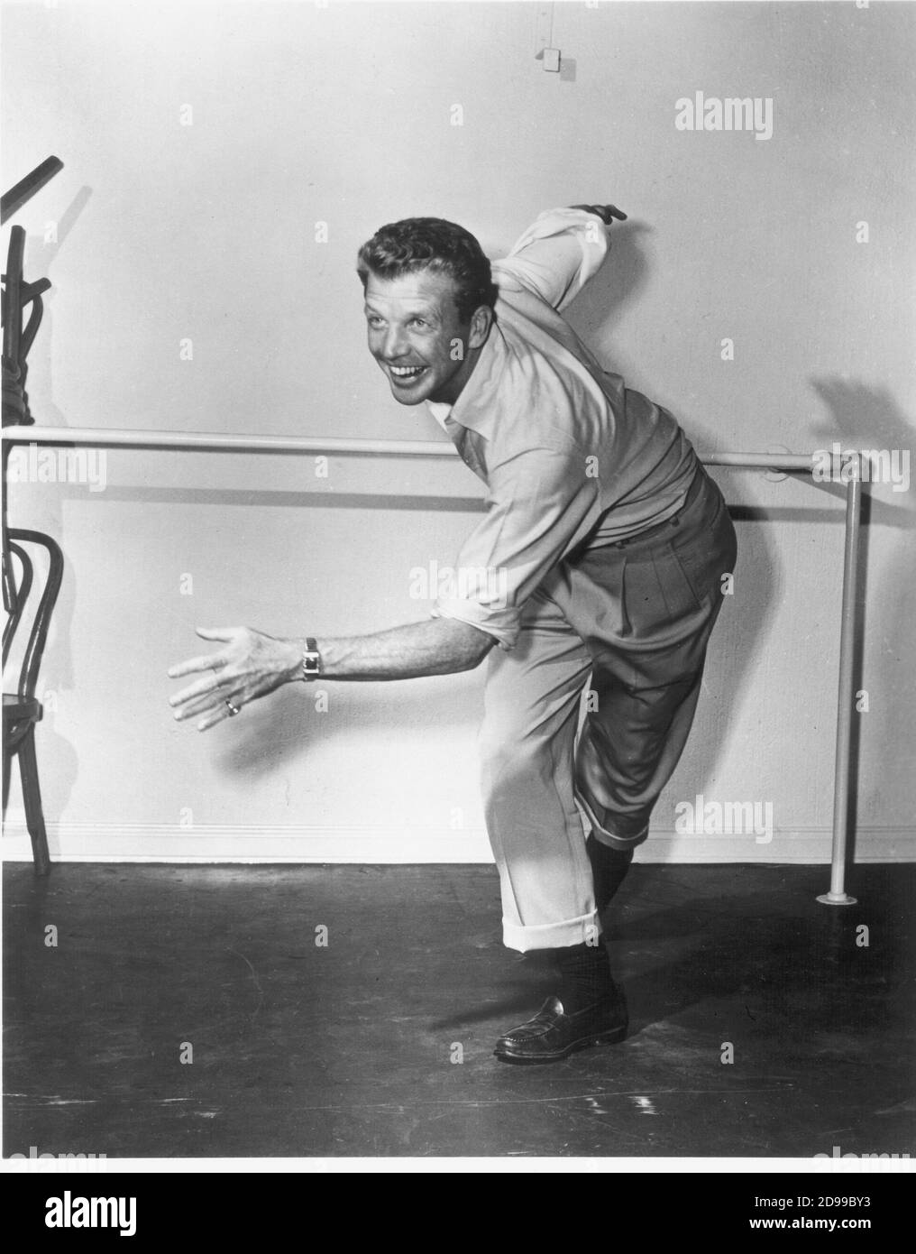 DAN DAILEY ( New York City 1917 - 1978 ) Hollywood actor and dancer - MUSICAL - DANZA - MOVIE ...