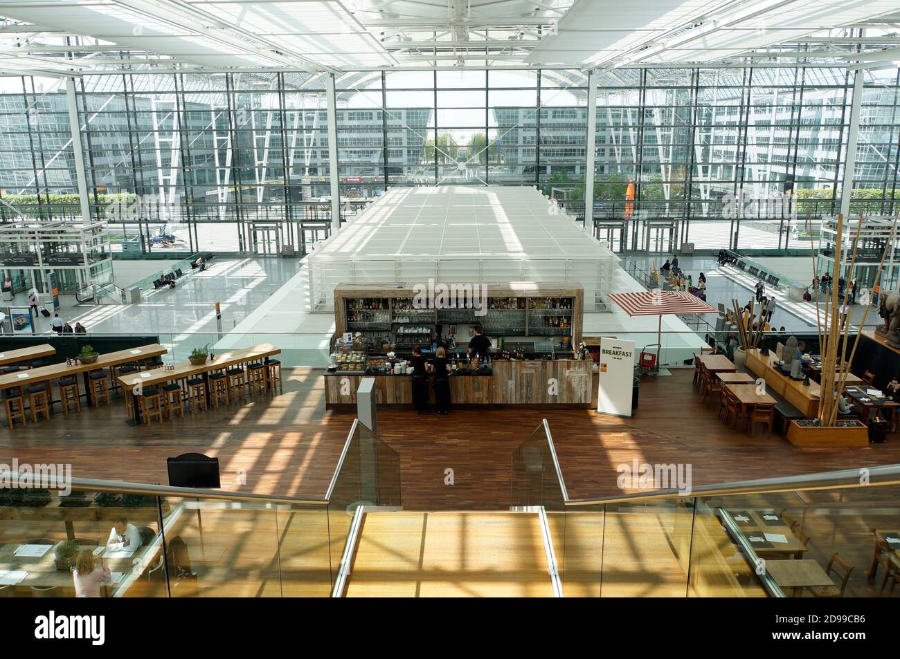 Franz-Josef-Strauss-Flughafen, München, Bayern, Deutschland Stock Photo ...