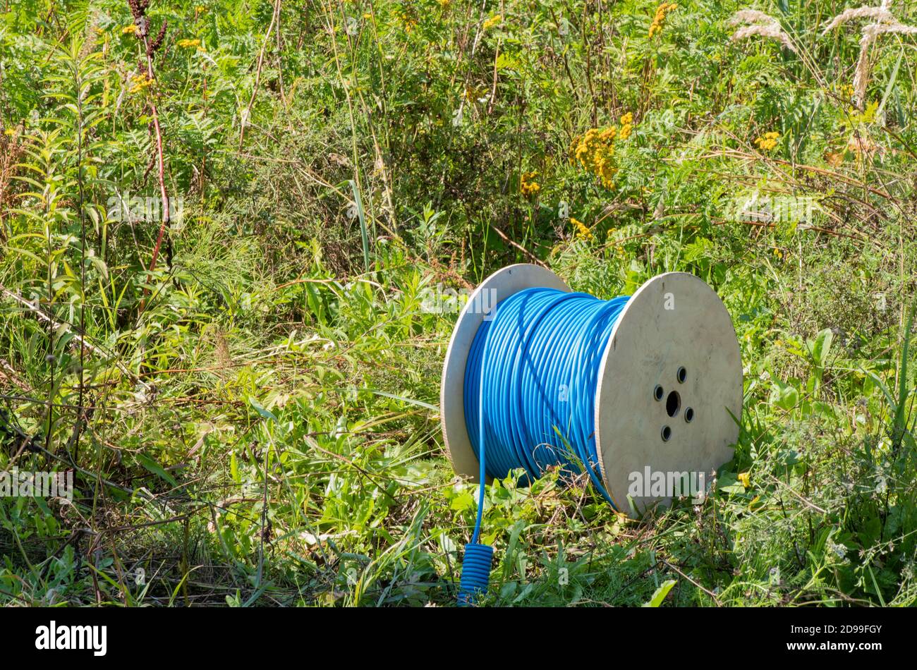 Cable drum hi-res stock photography and images - Alamy