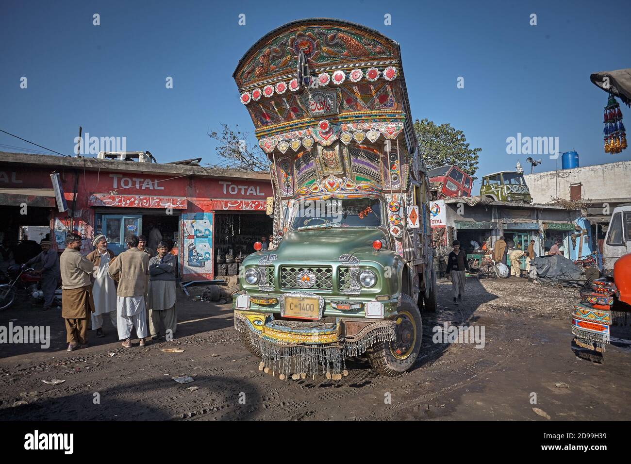 Rawalpindi, Pakistan, December 2008. One of the country's typical ... Rawalpindi, Pakistan, December 2008. One of the country's typical ...