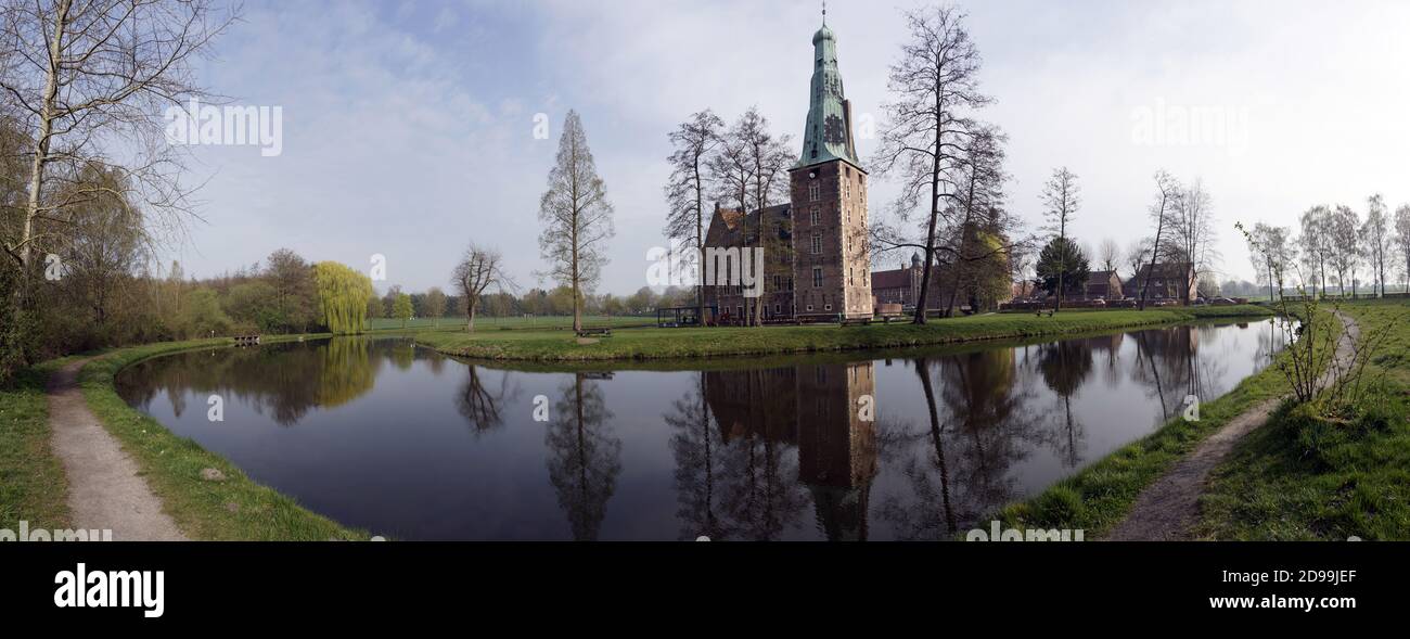 Wasserschloss Raesfeld, Nordrhein-Westfalen, Deutschland Stock Photo ...