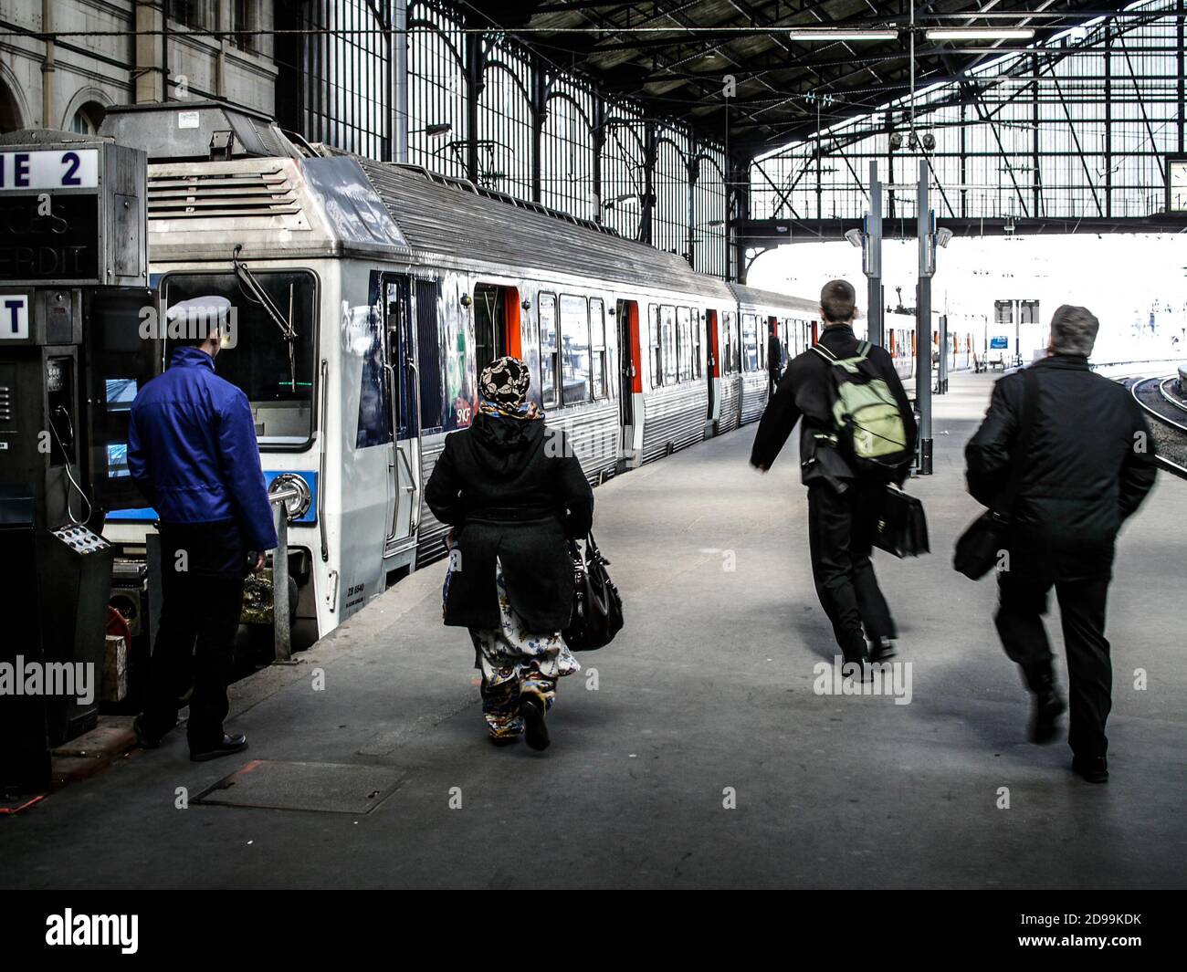 Fuji color street photography hi-res stock photography and images - Alamy