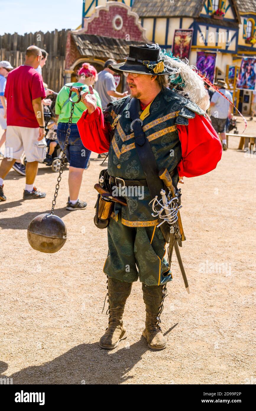 Renaissance festival jousting hi-res stock photography and images - Alamy