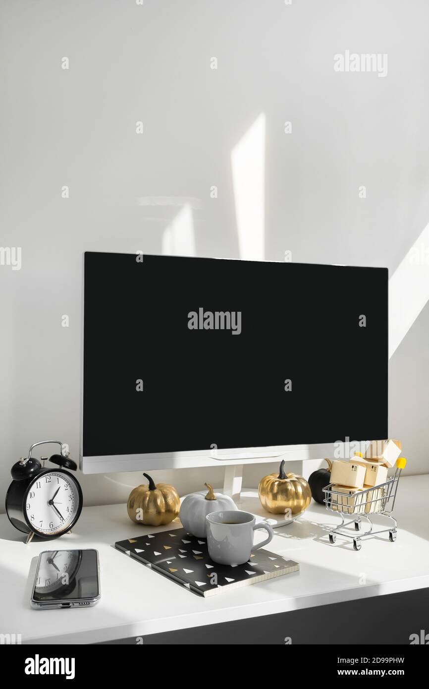Workplace mock up concept. Modern home decor desktop computer with ...
