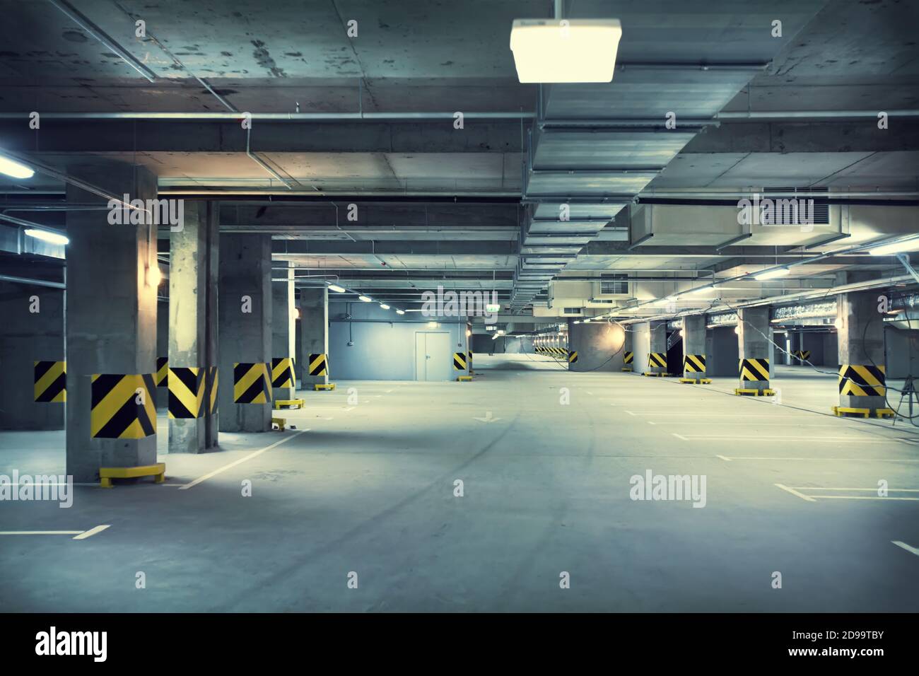 Underground parking ramp slope hi-res stock photography and images - Alamy