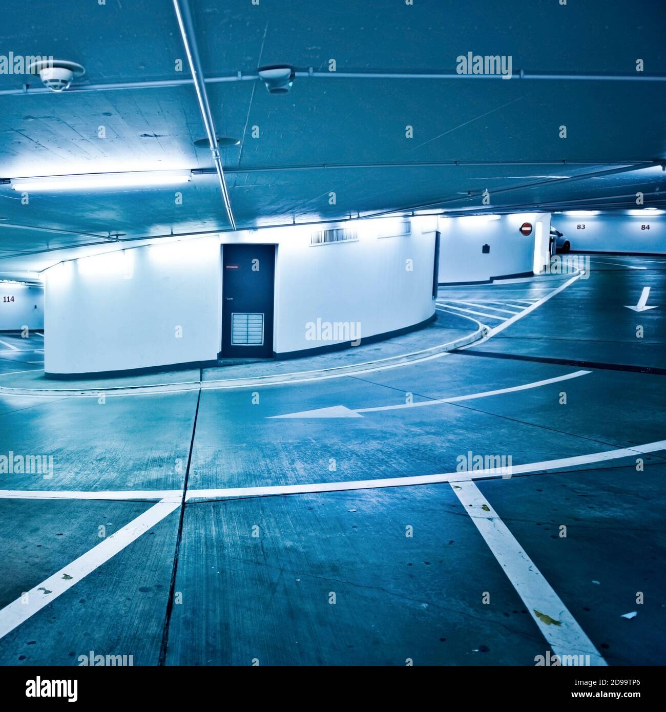 Underground parking ramp slope hi-res stock photography and images - Alamy