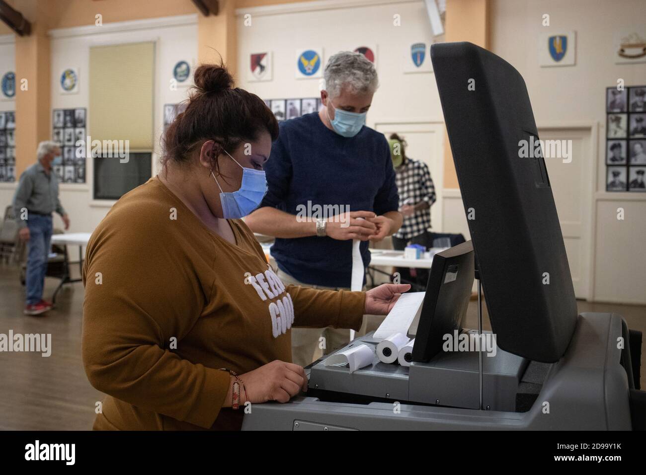 Election clerk hi-res stock photography and images - Alamy