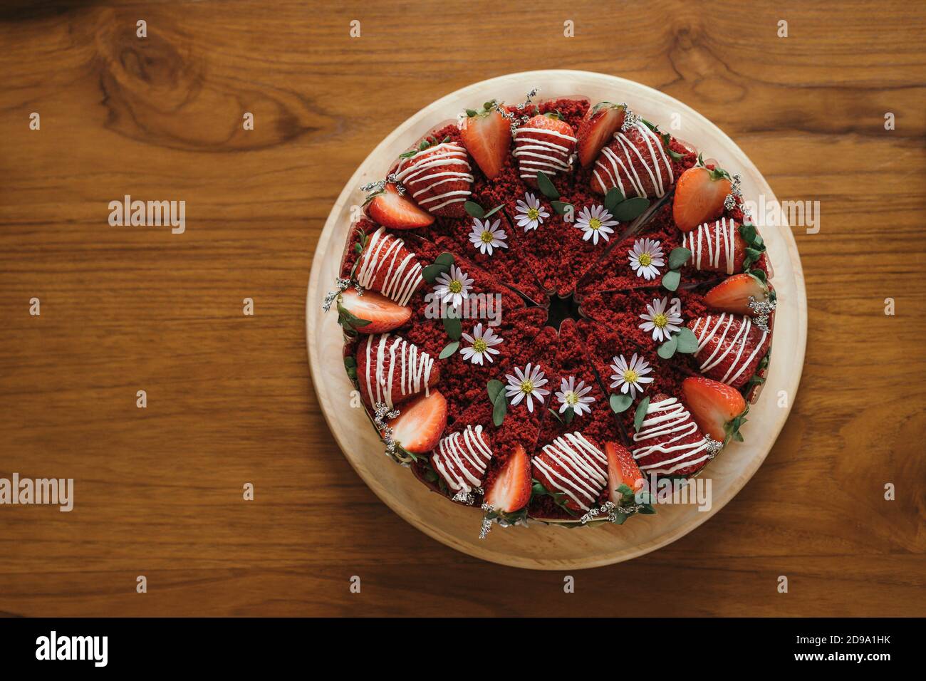Flat pastry cake hi-res stock photography and images - Alamy