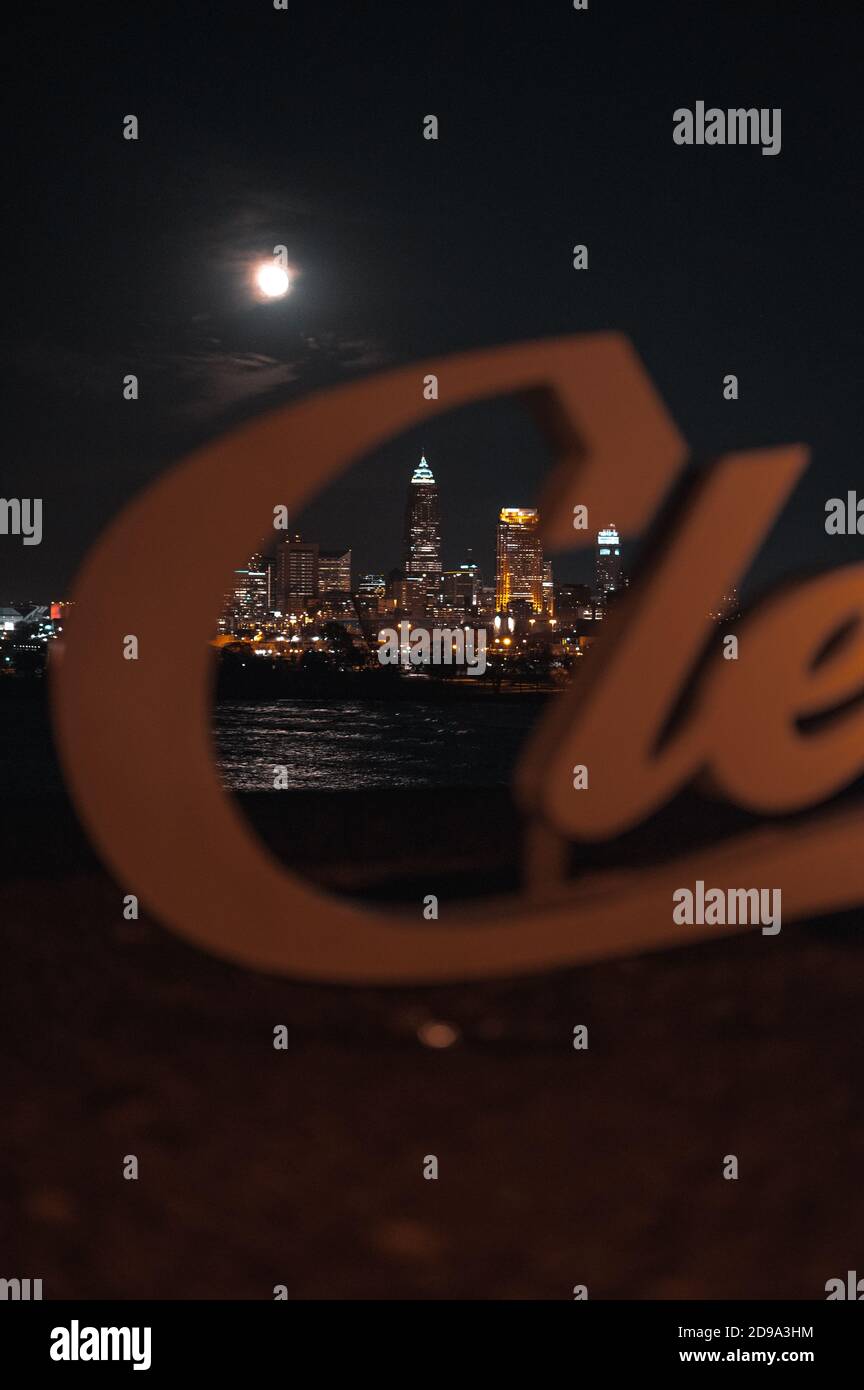 Cleveland Ohio skyline at night on a blue moon 2020 Stock Photo - Alamy