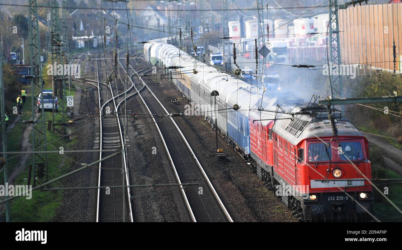 Nuclear train transport hi-res stock photography and images - Alamy