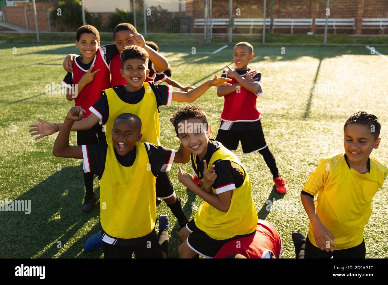 Happy winning game hi-res stock photography and images - Alamy