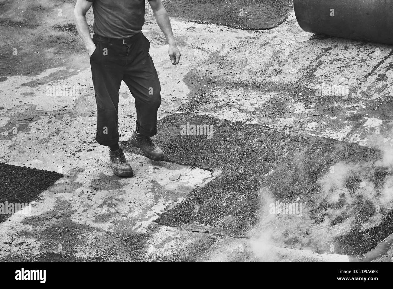 Working asphalt Black and White Stock Photos & Images - Alamy