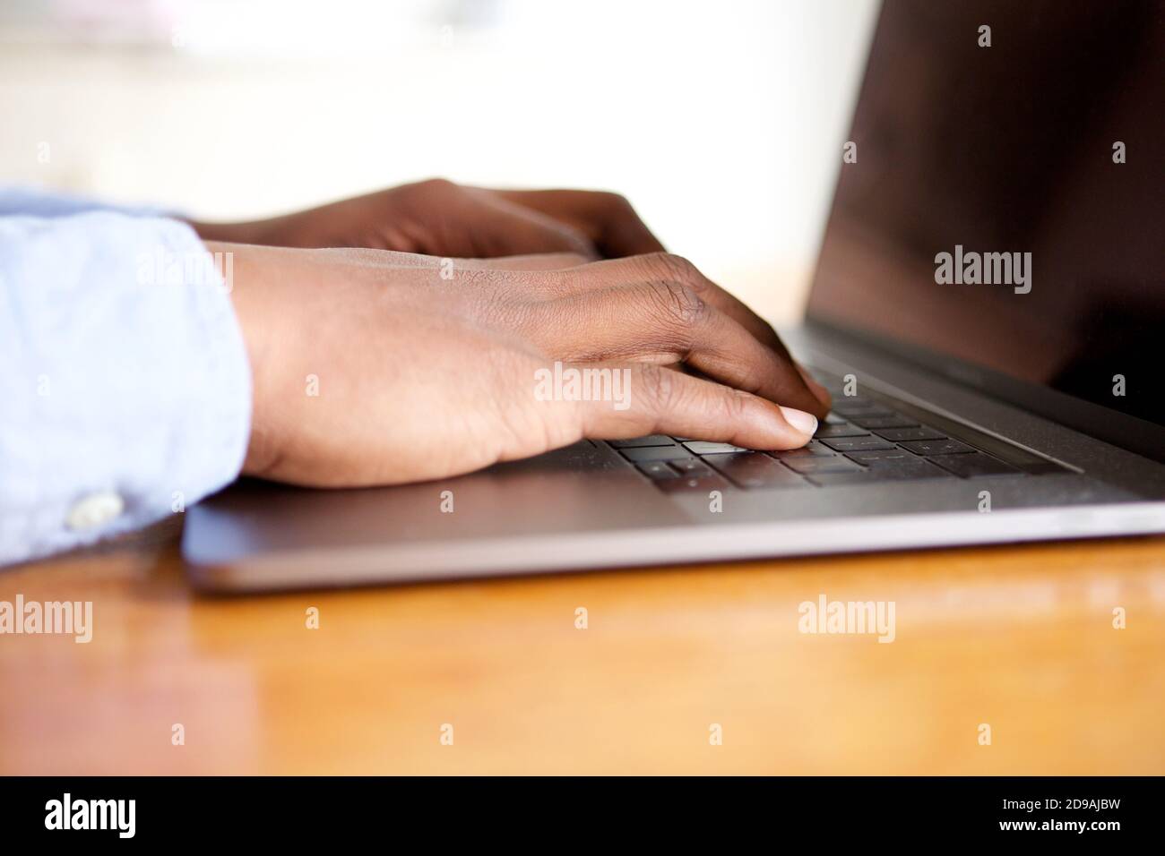 Male hands on keyboard hi-res stock photography and images - Alamy