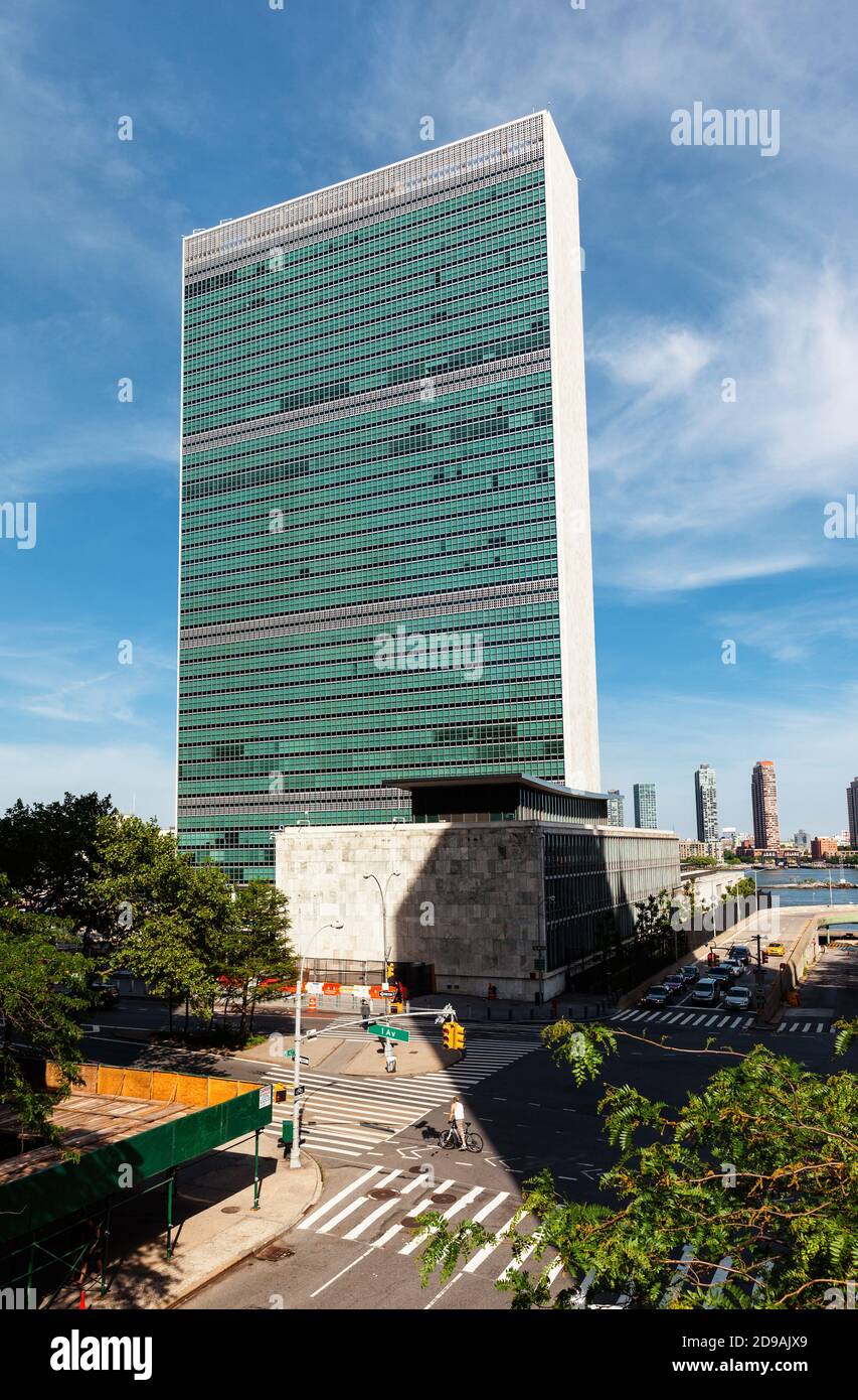 United Nations Building in New York is the headquarters of the United ...