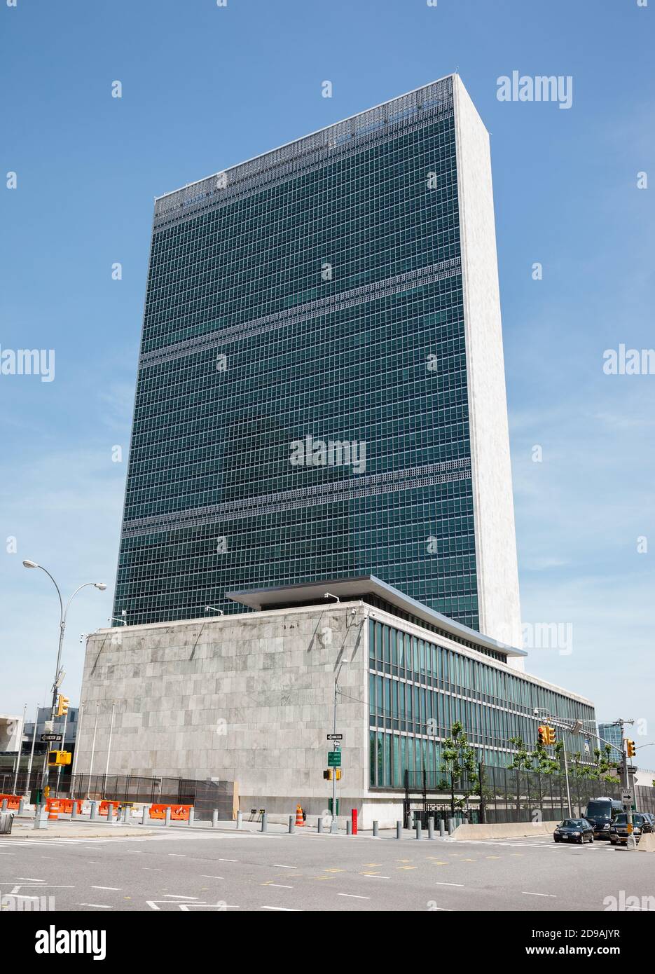 United Nations Building in New York is the headquarters of the United ...