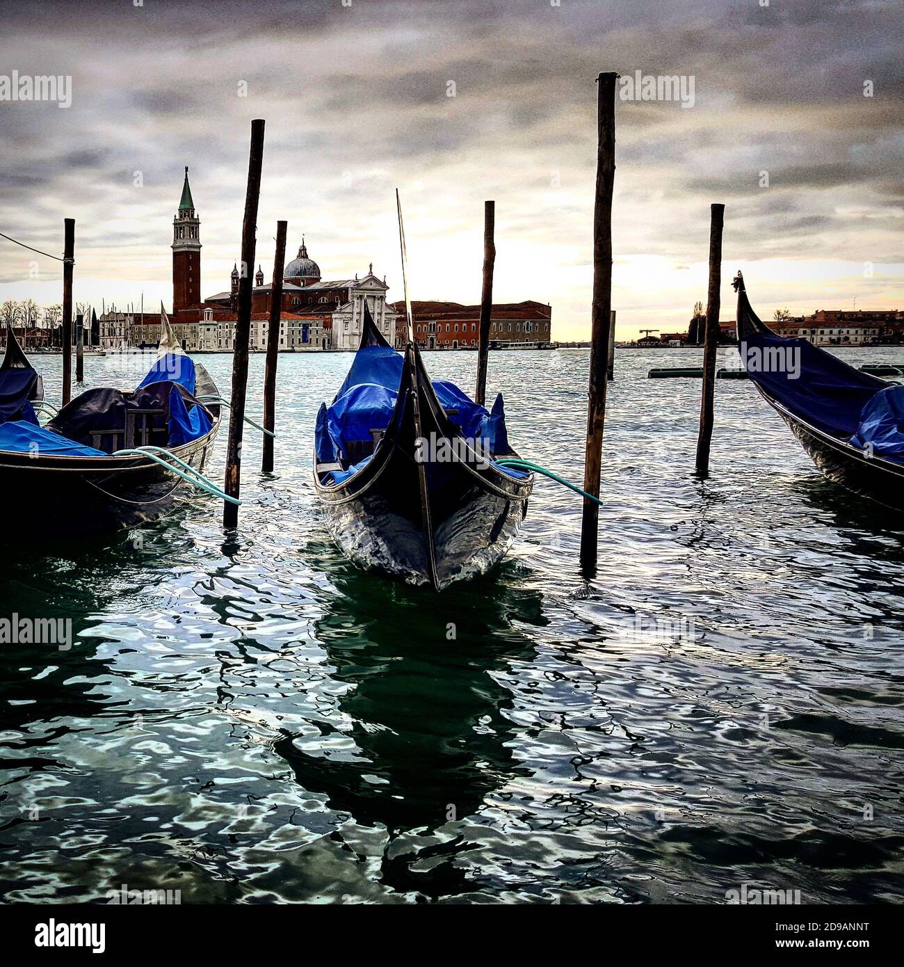 Medieval venice water hi-res stock photography and images - Alamy