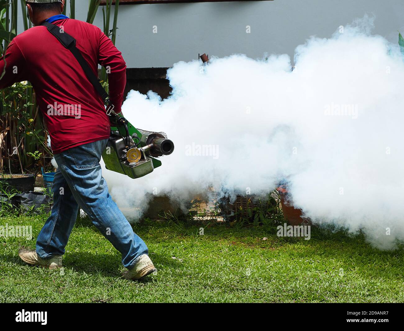 Fogging for mosquitoes hi-res stock photography and images - Alamy