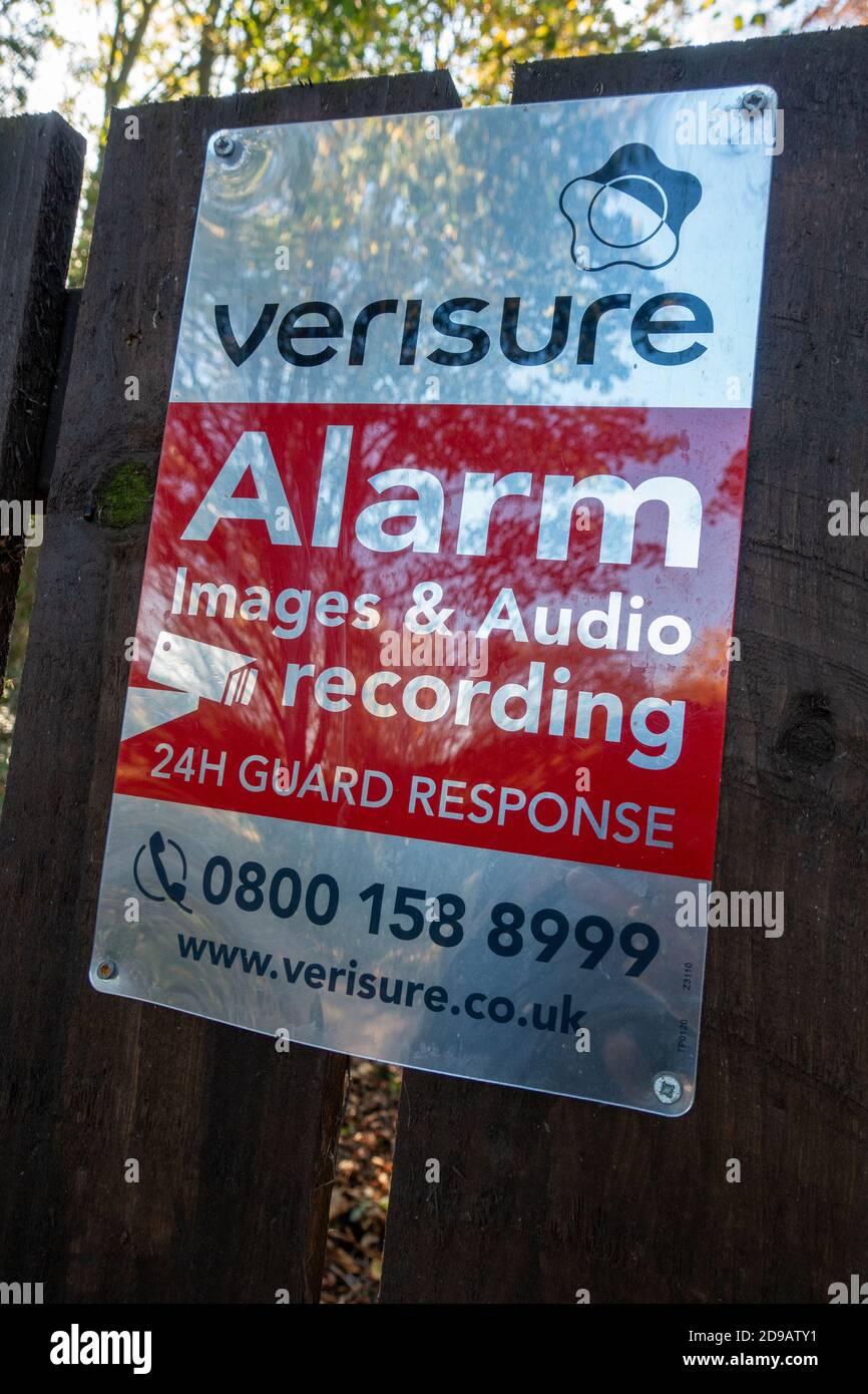 Property security warning sign hi-res stock photography and images - Alamy