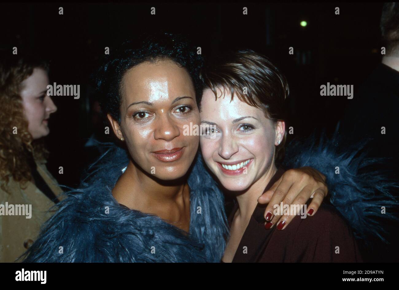 Mo Asumang (links) und Britta Sander (?) bei der Premiere von "TV total ...
