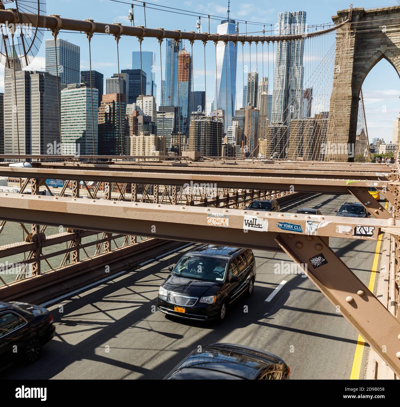 NEW YORK, USA - Sep 22, 2017: Brooklyn Bridge and Financial District in ...