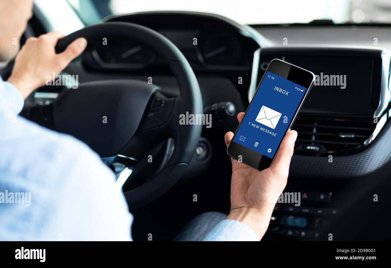 Letter post reading car hi-res stock photography and images - Alamy