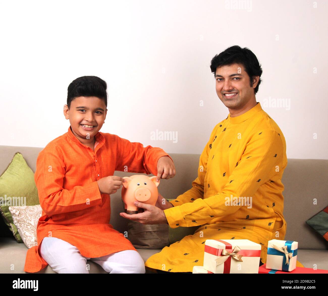 Asian parents teaching their kids High Resolution Stock Photography and ...