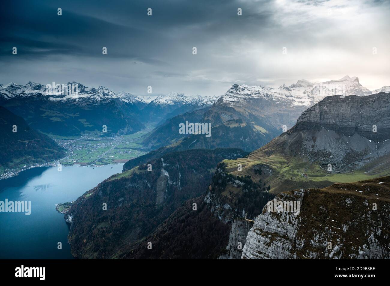 Urnersee hi-res stock photography and images - Alamy