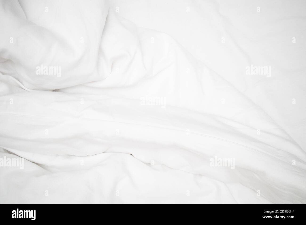 Wrinkled blanket hi-res stock photography and images - Alamy