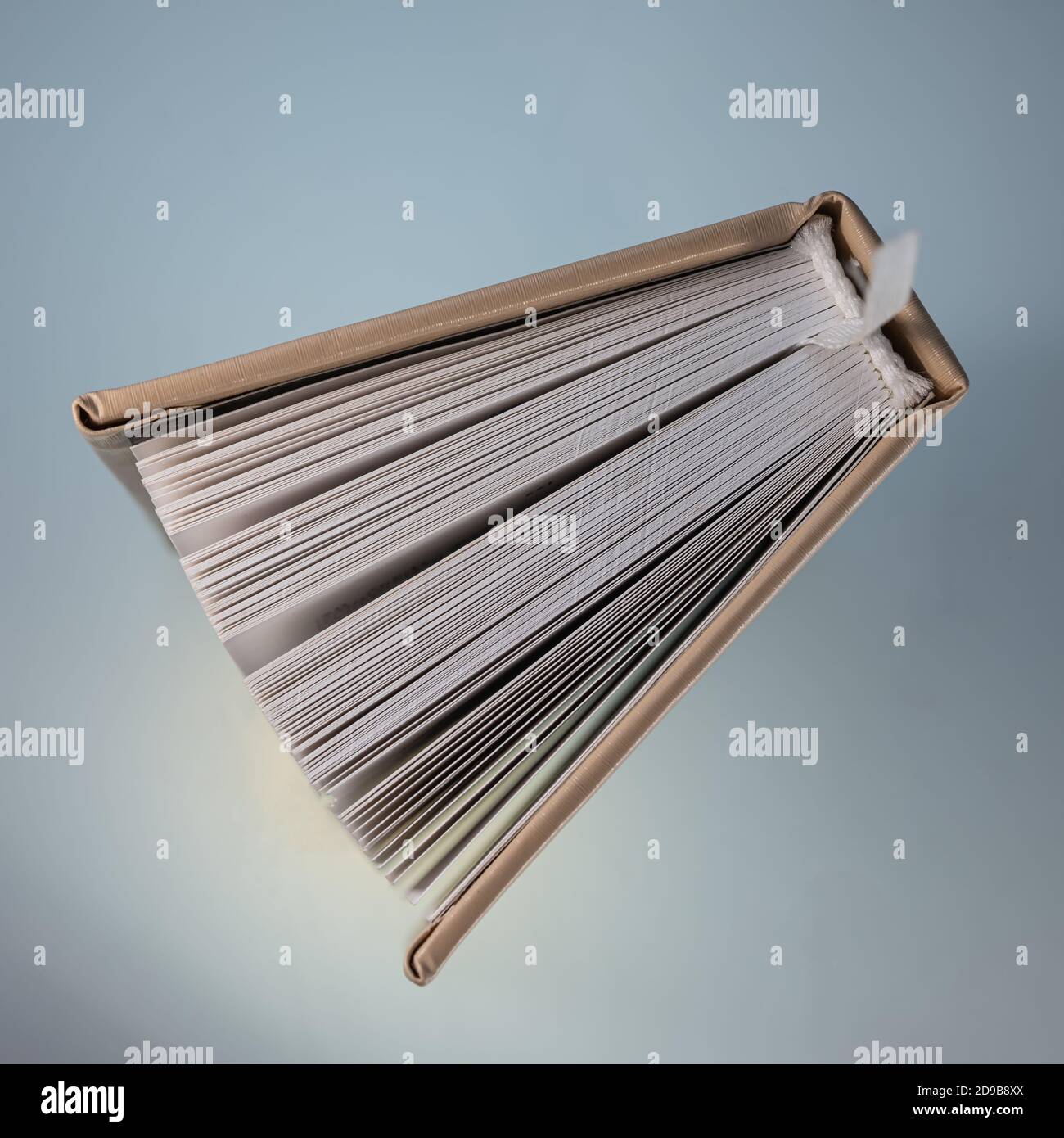 Open standing book template hi-res stock photography and images - Alamy