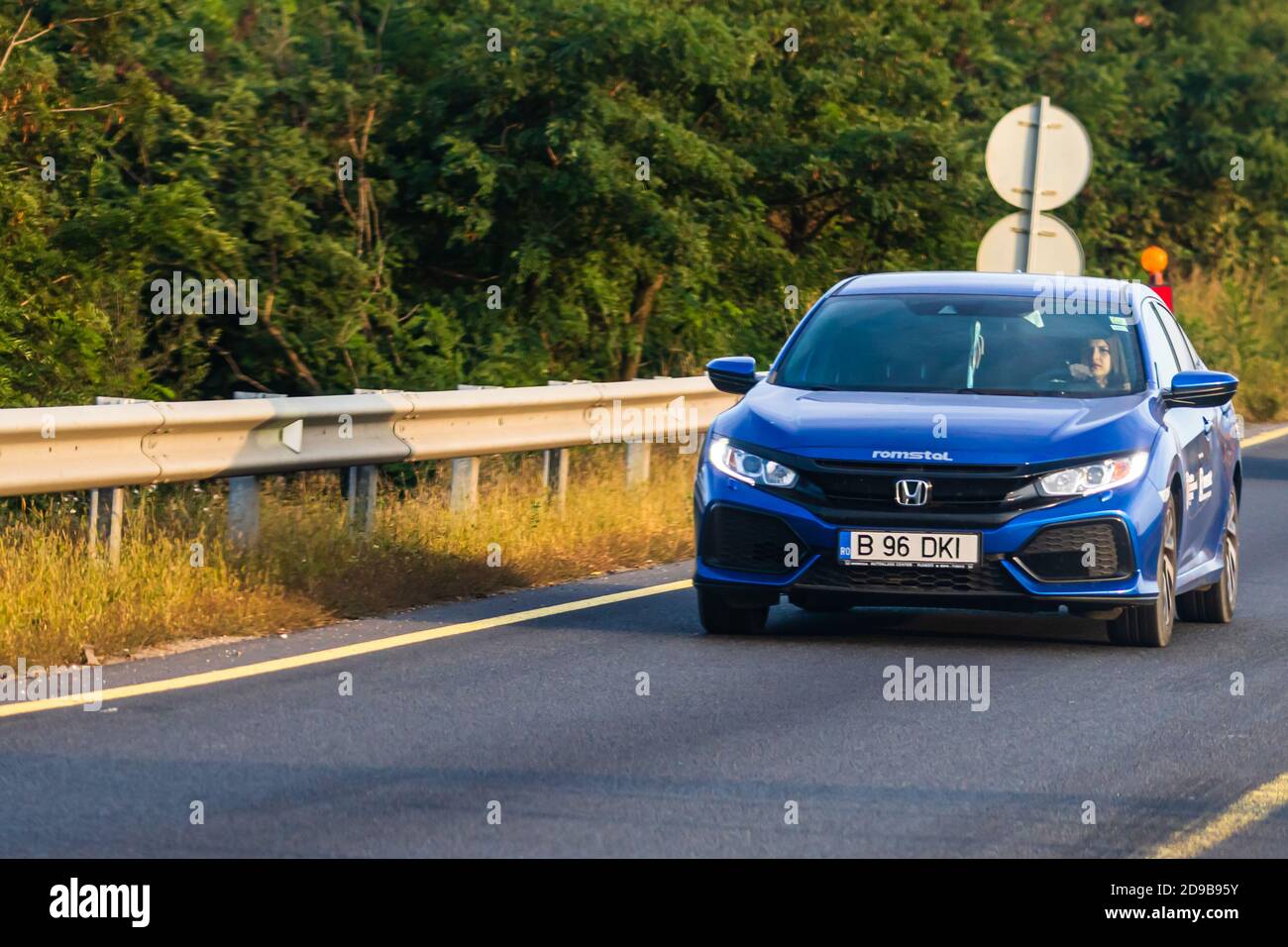 Honda in drive way hi-res stock photography and images - Alamy