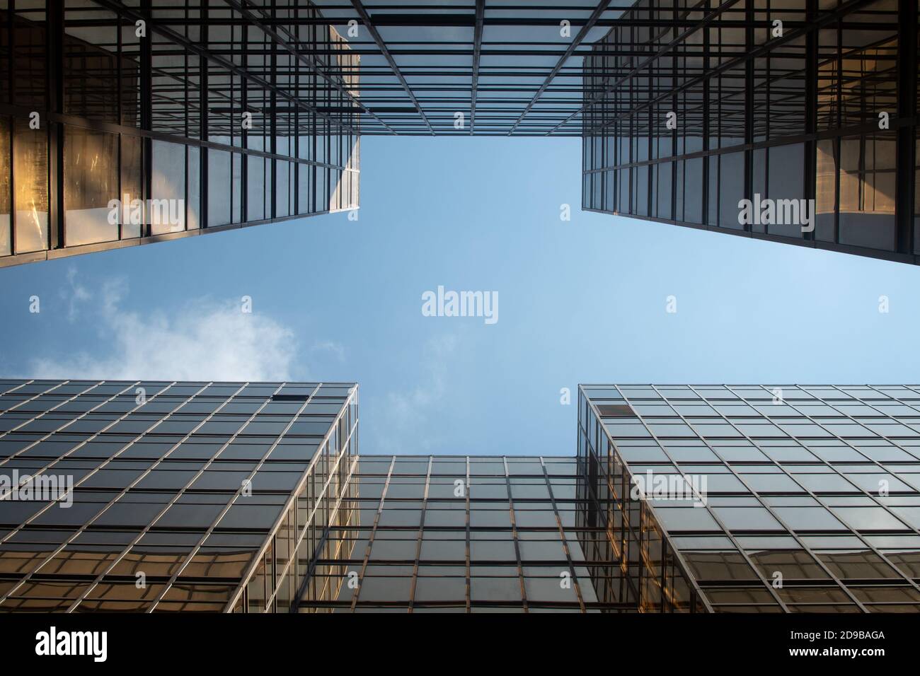Hong kong building texture hi-res stock photography and images - Alamy