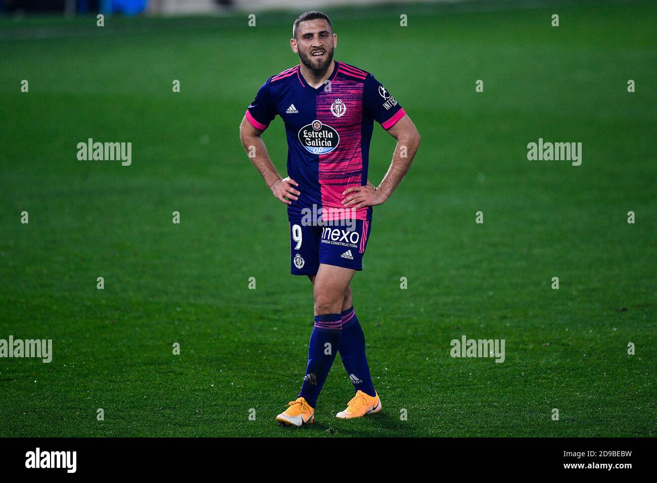 Shon weissman hi-res stock photography and images - Alamy