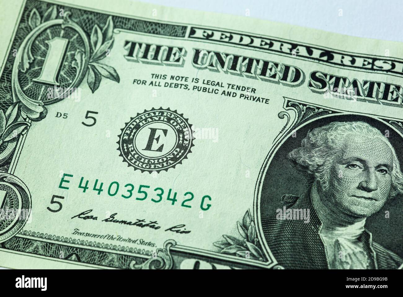 One dollar bill detail hi-res stock photography and images - Alamy