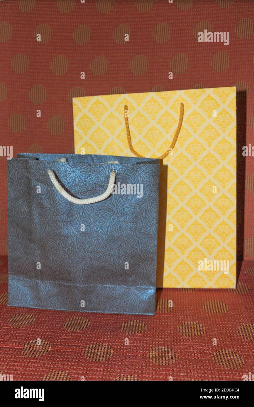Hand made Paper Carry bags of various sizes and colors Stock Photo - Alamy