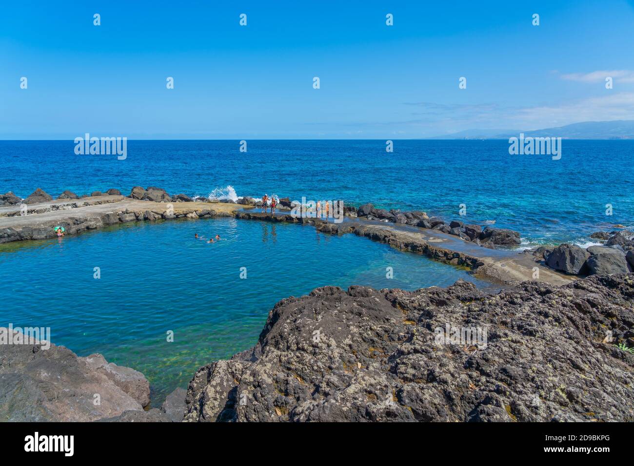 Outdoor pool with hot spring by the sea hi-res stock photography and ...