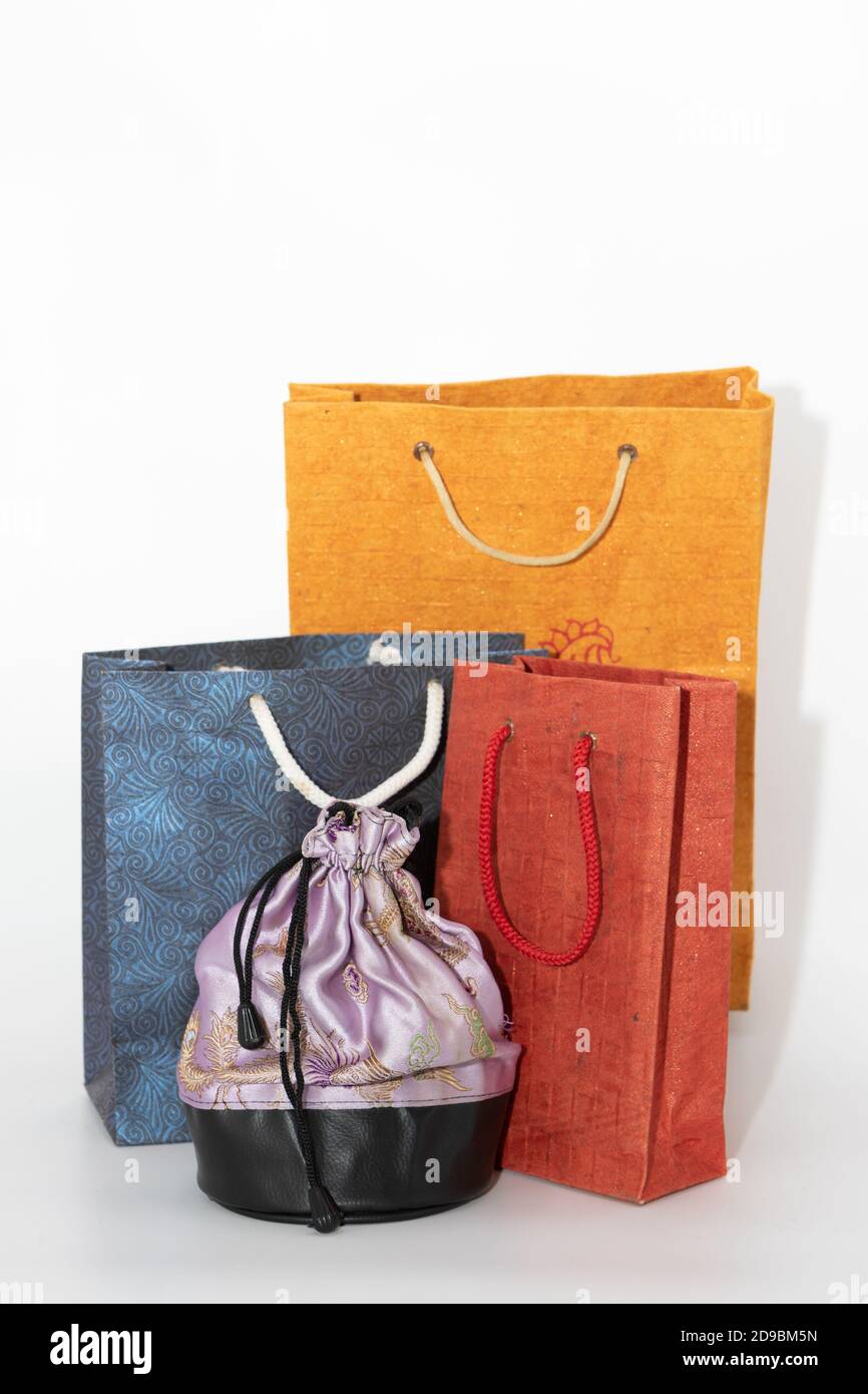 Handmade paper bags hi-res stock photography and images - Alamy