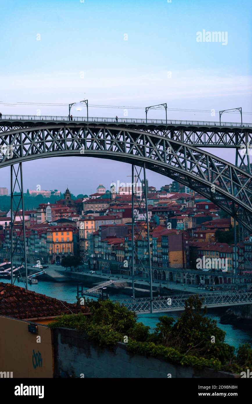 Porto dom luis bridge hi-res stock photography and images - Alamy