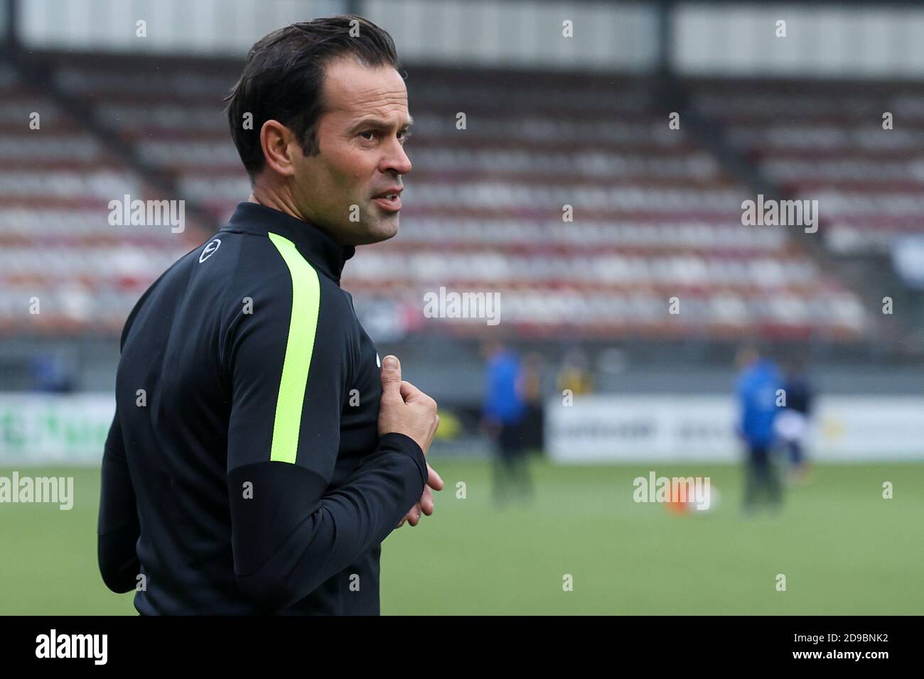 ROTTERDAM, NETHERLANDS - NOVEMBER 01: Referee Bas Nijhuis during the ...
