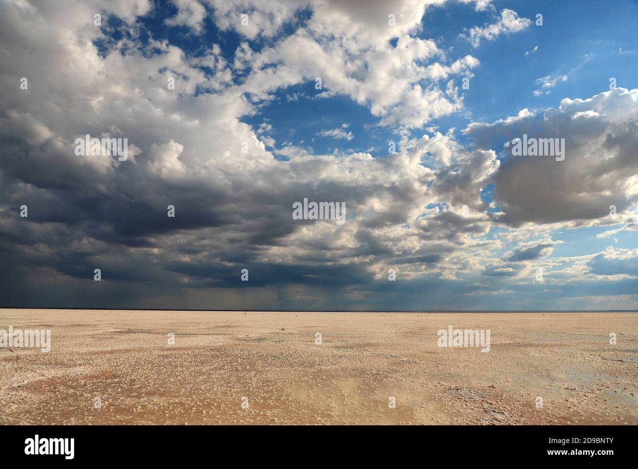Salt lake after dark hi-res stock photography and images - Alamy