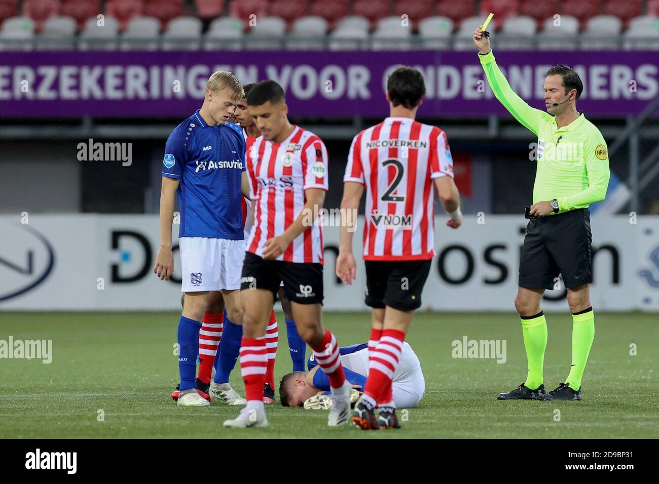 ROTTERDAM, NETHERLANDS - NOVEMBER 01: Yellow card for Laros Duarte of ...