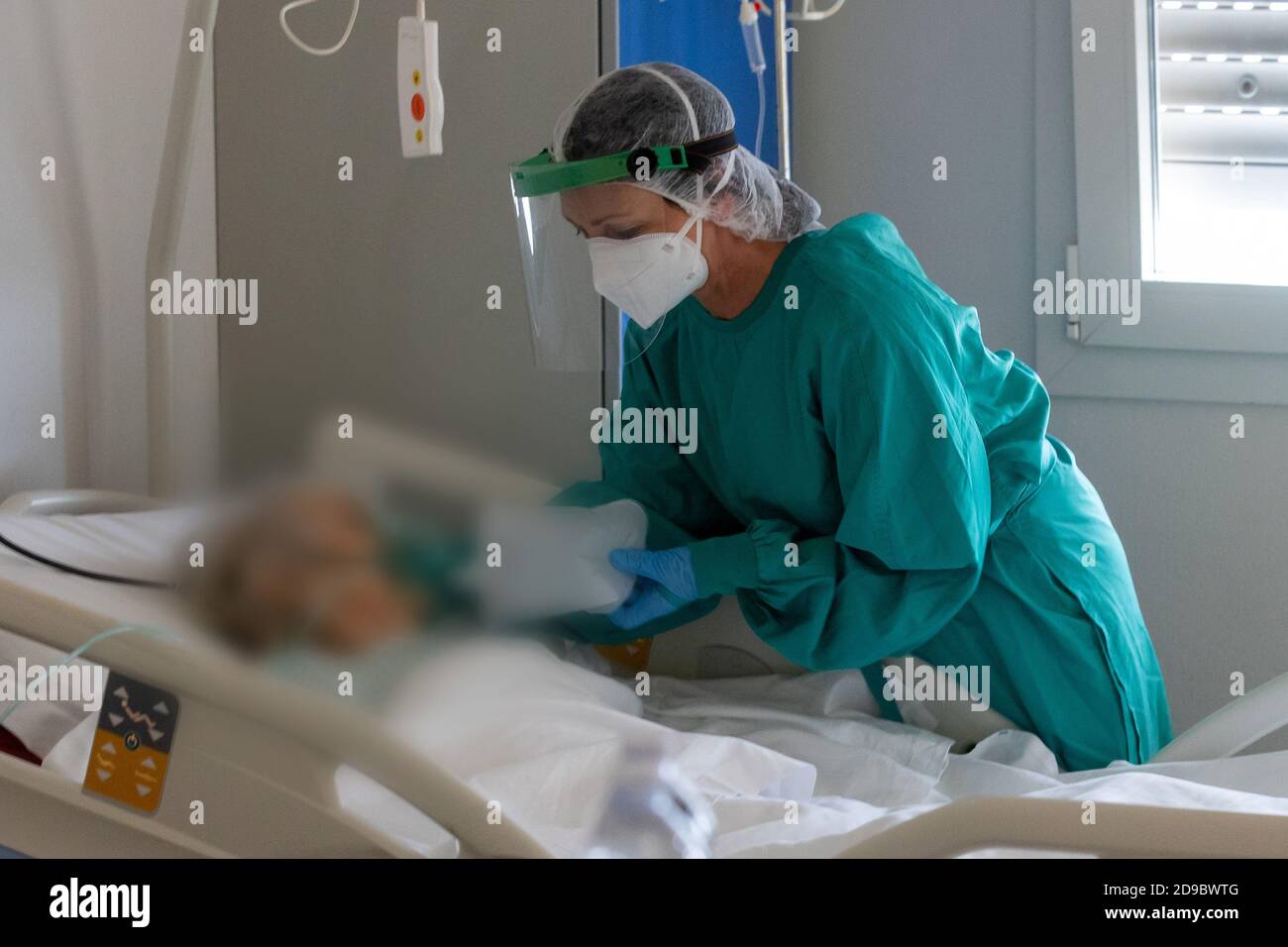 Covid hospital hi-res stock photography and images - Alamy