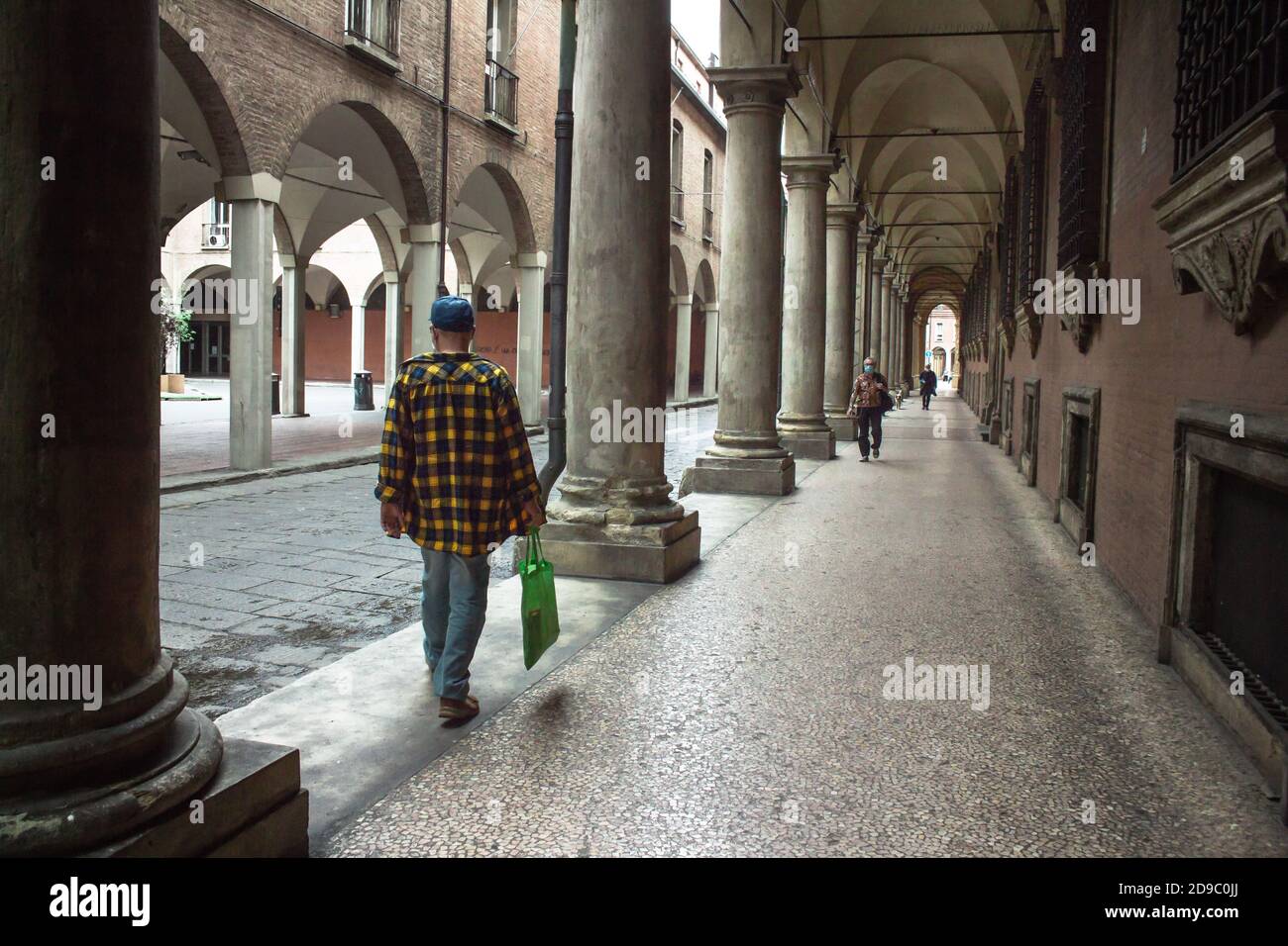 Bologna people walking hi-res stock photography and images - Alamy