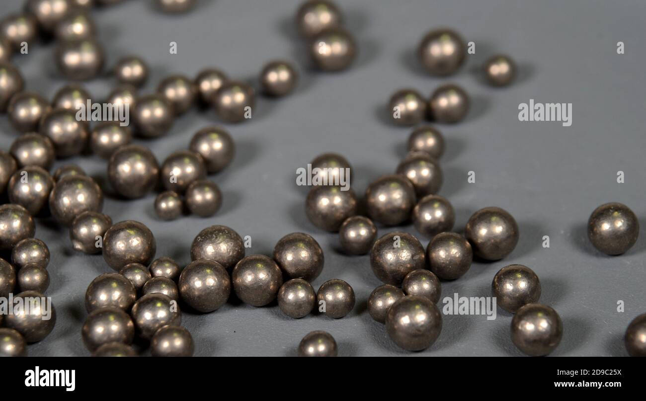 Nickel element hi-res stock photography and images - Alamy