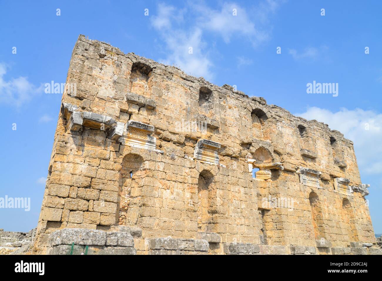 Aspendos was an ancient Greco-Roman city in Antalya. Famous historical ...