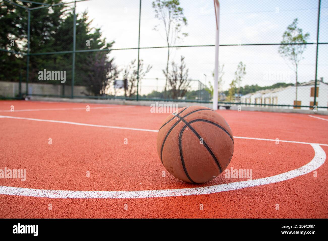 Basketball ground school hi-res stock photography and images - Alamy